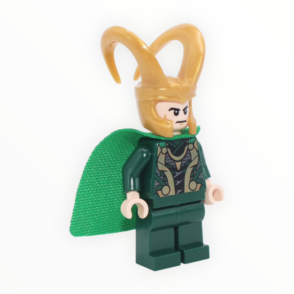 Loki (Juniors cape, dark green outfit, 2020)